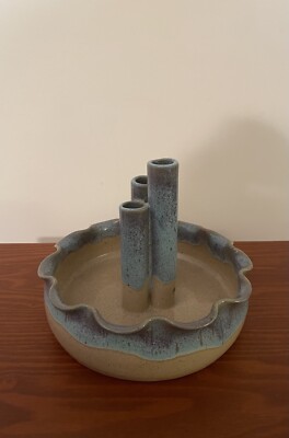 Studio Stoney Fork Pottery Signed JS Ruffled 3-Stem Bud Vase Blue-Beige ...