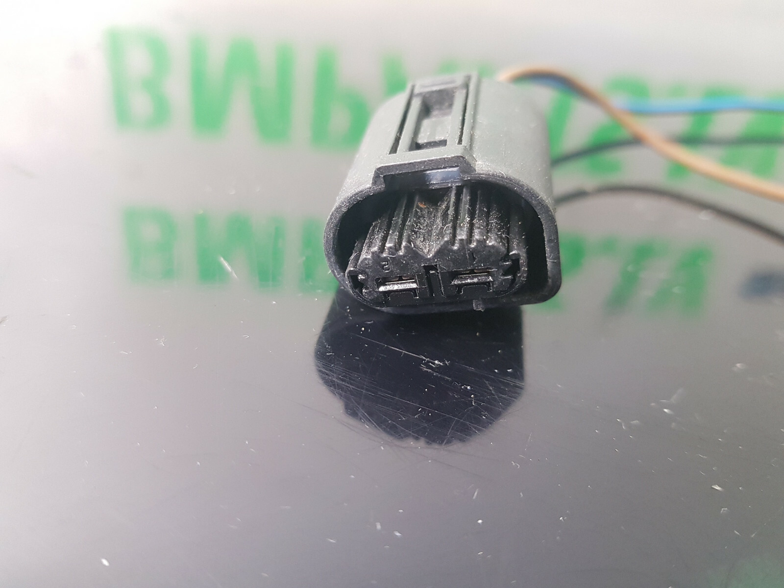 GENUINE BMW 2 POL SOCKET FOR HORN WITH PINS 8373328 BLACK /NEXT DAY ...