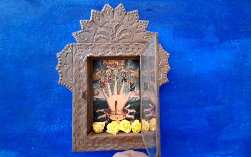 Big Rustic Mexican tin nicho Mano Poderosa Powerful hand wall hanging ...