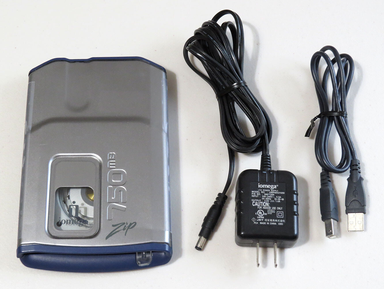 Iomega Zip Drive 750 mb External Z750USB w/ AC Adapter & USB Cable ...