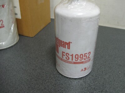 NEW GENUINE FLEETGUARD FUEL WATER SEPARATOR FILTER (PN FS19952) | eBay