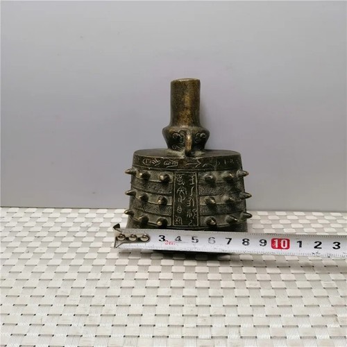 Old Chinese bronzes, musical instruments, bells, carved ancient ...