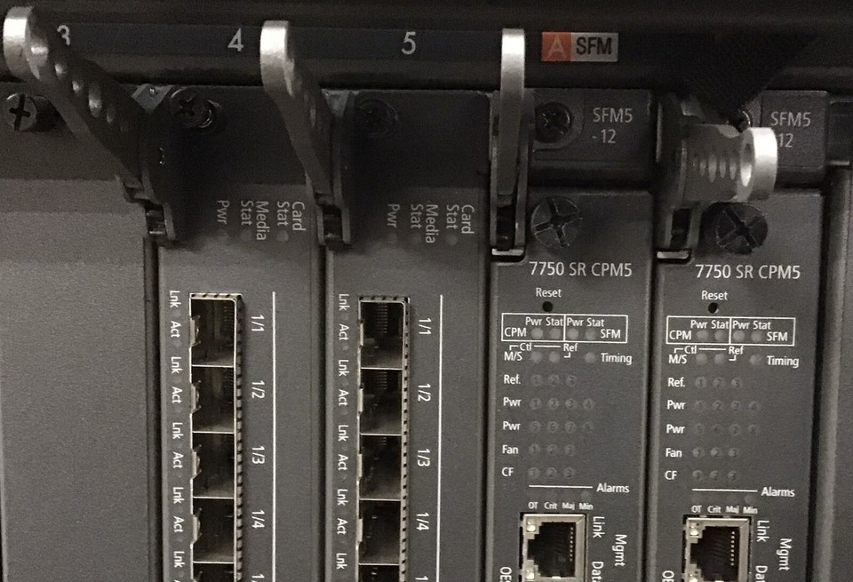 Alcatel-Lucent 7750 SR-12 Service Router 2x SFM5-12/7750 SR CPM5 2x IMM ...