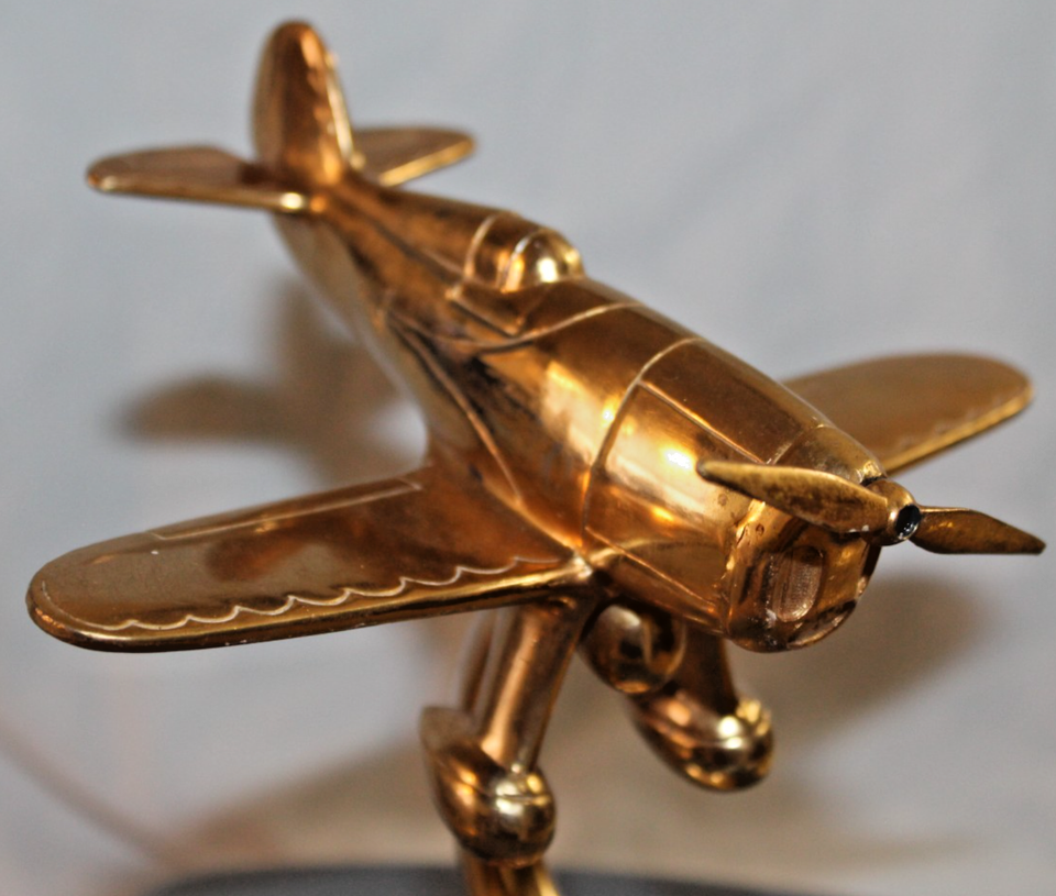 NICE 1938 Dodge Trophies LINE CONTROL GAS ENGINE RACING AIRPLANE AIR ...