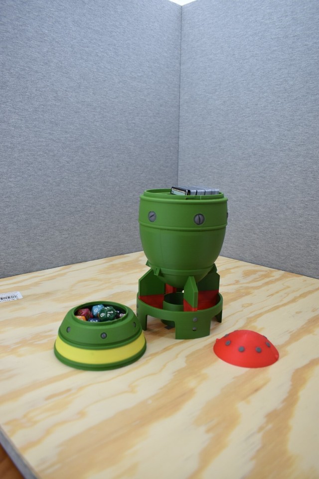 Magic the Gathering Fallout Mini Nuke Deck Box - Fallout Themed Deck ...