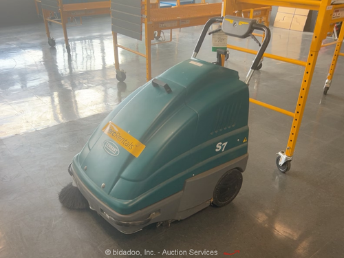 2022 Tennant S7 28" Electric Self Propelled Floor Sweeper 12V Battery ...