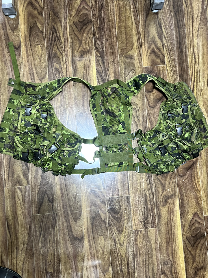 RARE Genuine Large Canadian Army CADPAT Tactical Vest | eBay