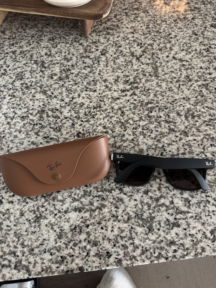 Ray-Ban Meta Wayfarer RW4008 Smart Glasses Matte Black. Polarized Amber ...
