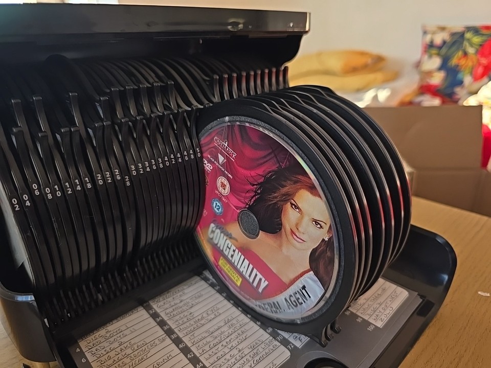 Discgear CD Storage Organiser System/ Full With 100 Dvds Movie 💿 | eBay UK