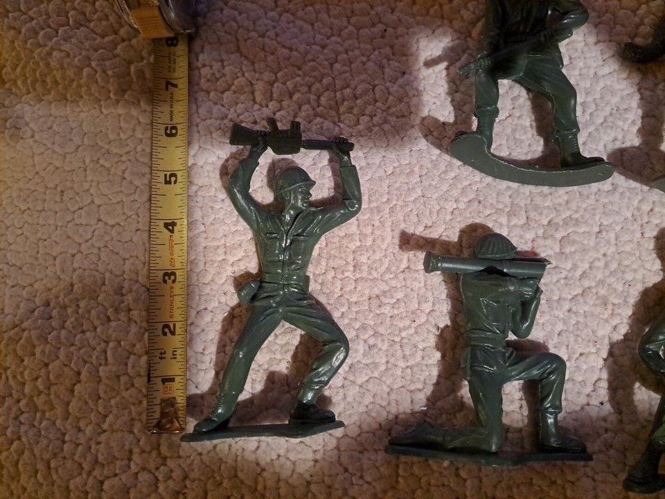 5 Vintage Tim Mee Army Men Large Toy Green Plastic Marine Soldier USA ...