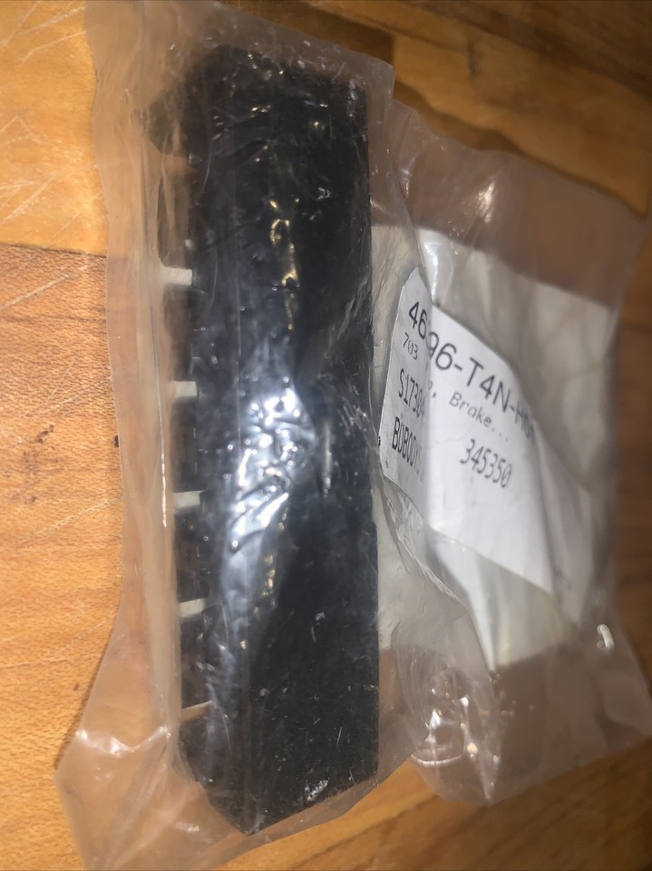 Clip, Brake Pipe - Honda 46396-T4N-H01 | eBay