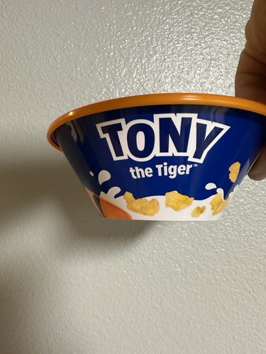 Kellogg's fun cereal bowls (fruit loops, tony the tiger, rice krispies ...