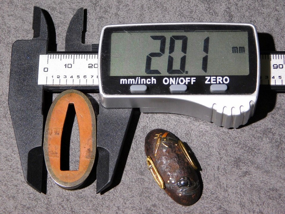 River side Crab Iron & Shibuichi Fuchi/Kashira Edo original tsuba sword ...