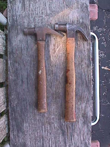 (2) PLUMB CLAW Hammer DENTS ALL OVER THE HEAD FACE & BAD HANDLE ASIS | eBay