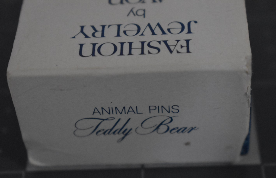 Avon 1980 Teddy Bear Pin Brooch Gold and Silver Tone 1” Animal Pins 80s ...