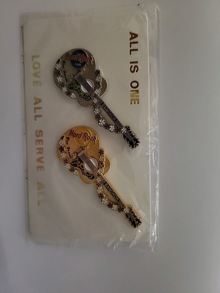 Set of 2 Hard Rock Cafe Bangkok Elvis Blue Hawaii Lei Guitar Pins Gold ...