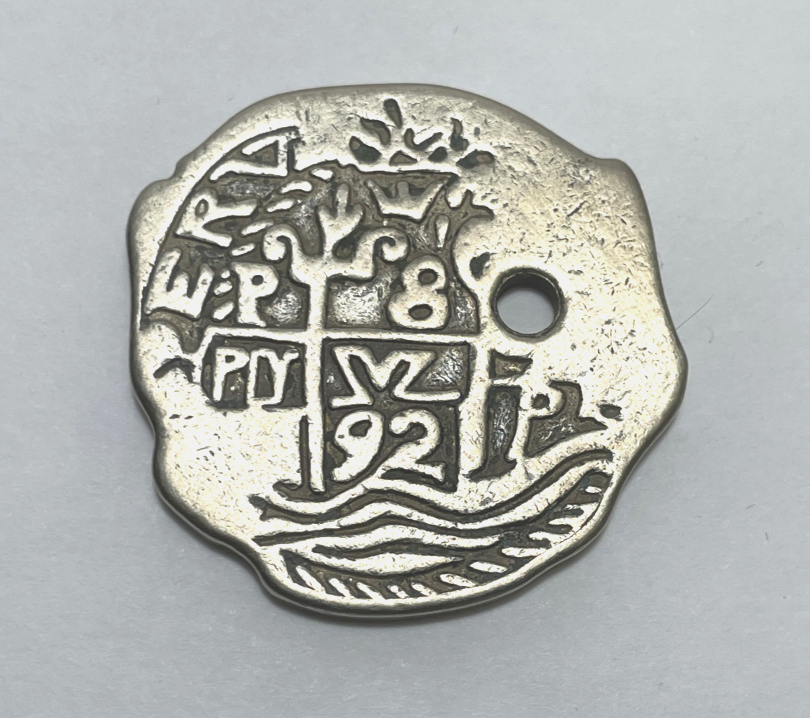 Disneyland Pirates of The Caribbean Doubloon Coin (Piece of Eight ...