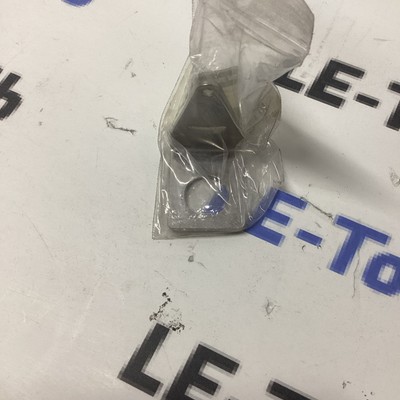 BANNER SMB18A (33200) 18mm RIGHT ANGLE MOUNTING BRACKET J-533 | eBay