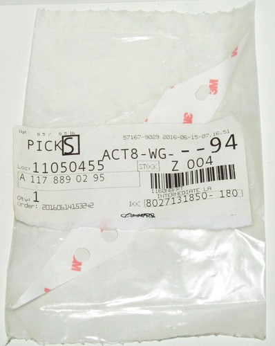 NEW GENUINE MERCEDES BENZ FENDER FRONT SEAL OEM PART NO. A 1178890295 ...