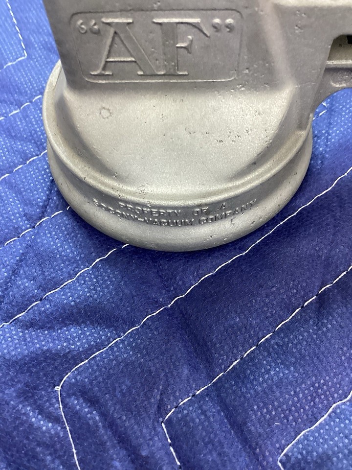 Gargoyle Mobiloil AF Mobil Motor Oil Bottle Top Lubester Gas Service ...
