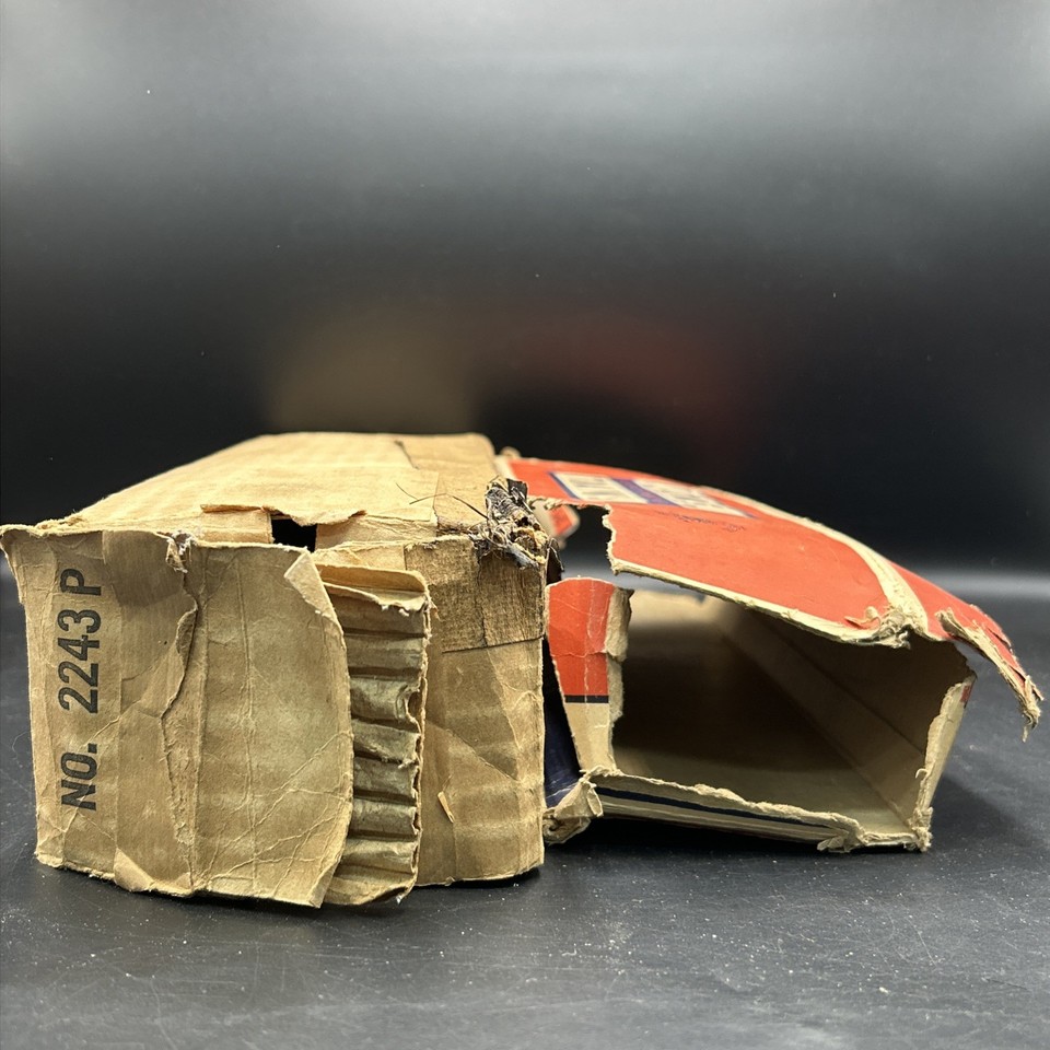 Vintage LIONEL 2243-15 SANTA FE O Gauge Diesel Engine & 2243c w ...