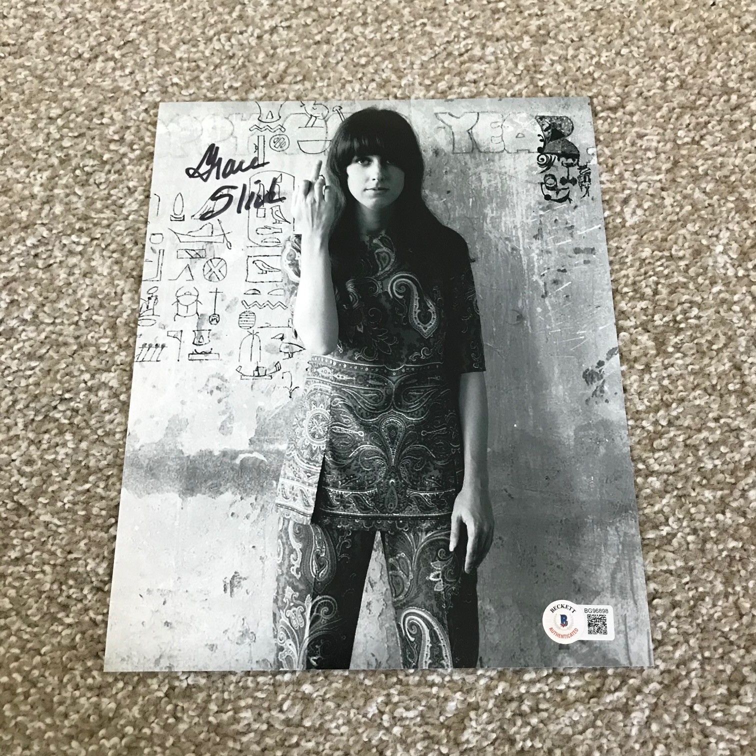 GRACE SLICK Signed Autographed 8x10 Photo JEFFERSON MIDDLE FINGER ...