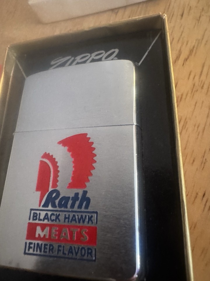 VTG Rath Black meats Waterloo Iowa ZIPPO LIGHTER MIB Never Removed From ...