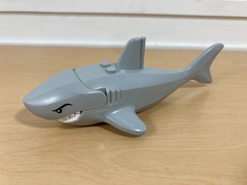 Lego Large Great White Shark Mini Figure 62605pb01 from Pirates 6243 ...
