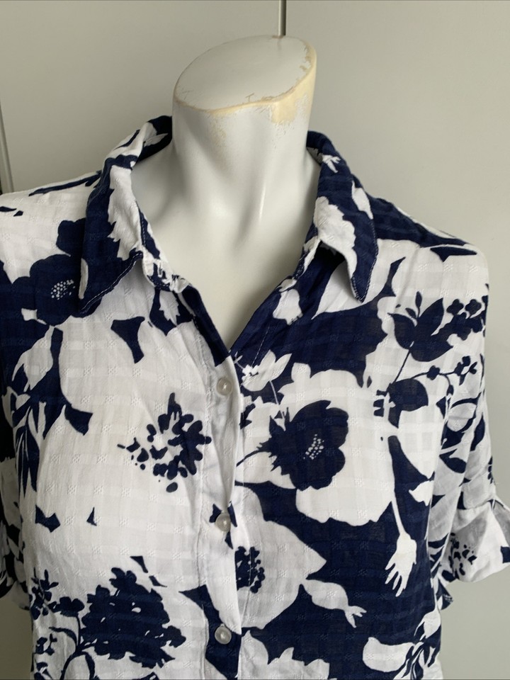 Jane + Delancey women’s size Large blue floral short sleeve button-up ...