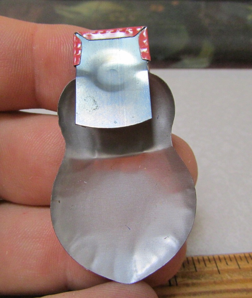 vintage 1960s cute bunny metal Clicker, Made in Japan metal lithograph ...