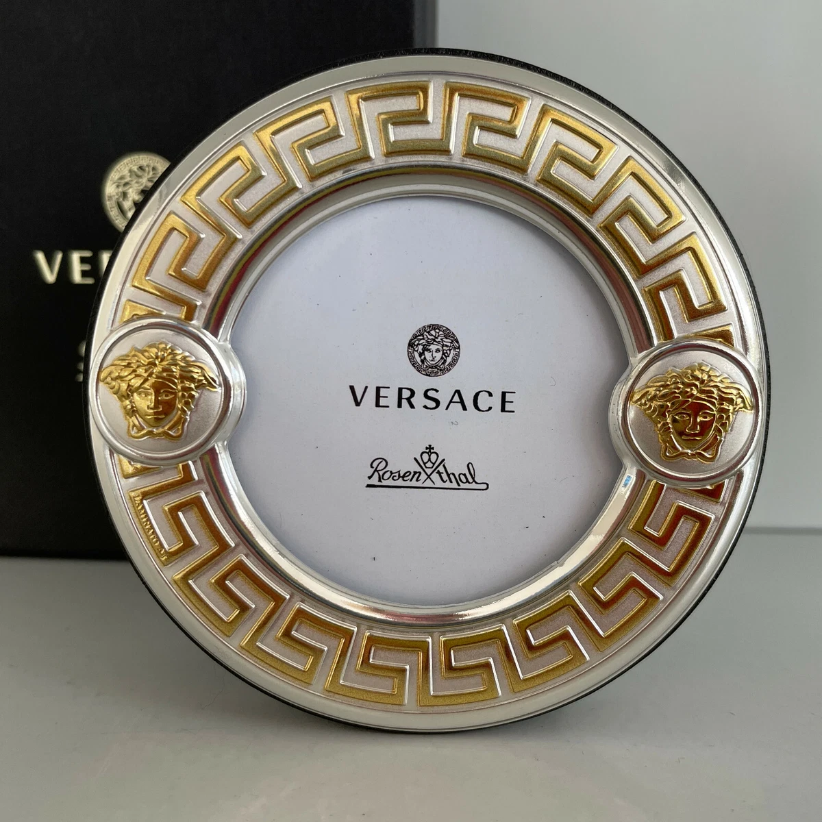 Versace Circle Gold