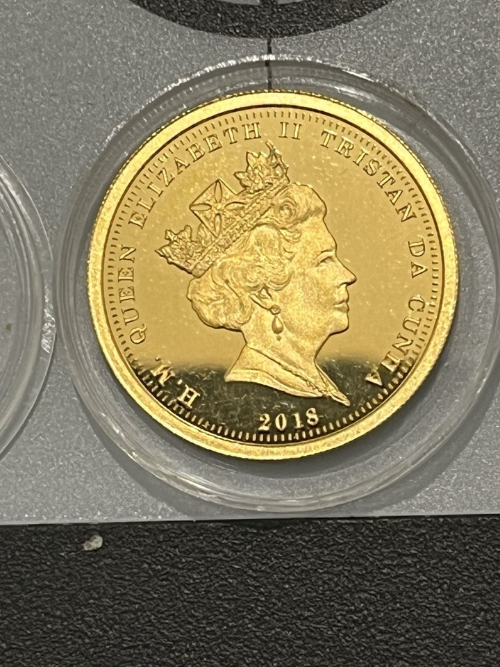 Solid Gold Proof 22ct Sovereign Coin 2018 Hattons Of London 8 grams ...