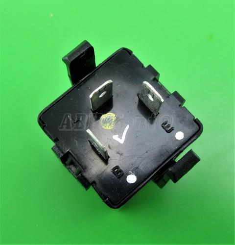 601-Kia Hyundai (03-15) 3-Pin Turn Signal (Flasher) Relay 95550-05000 ...