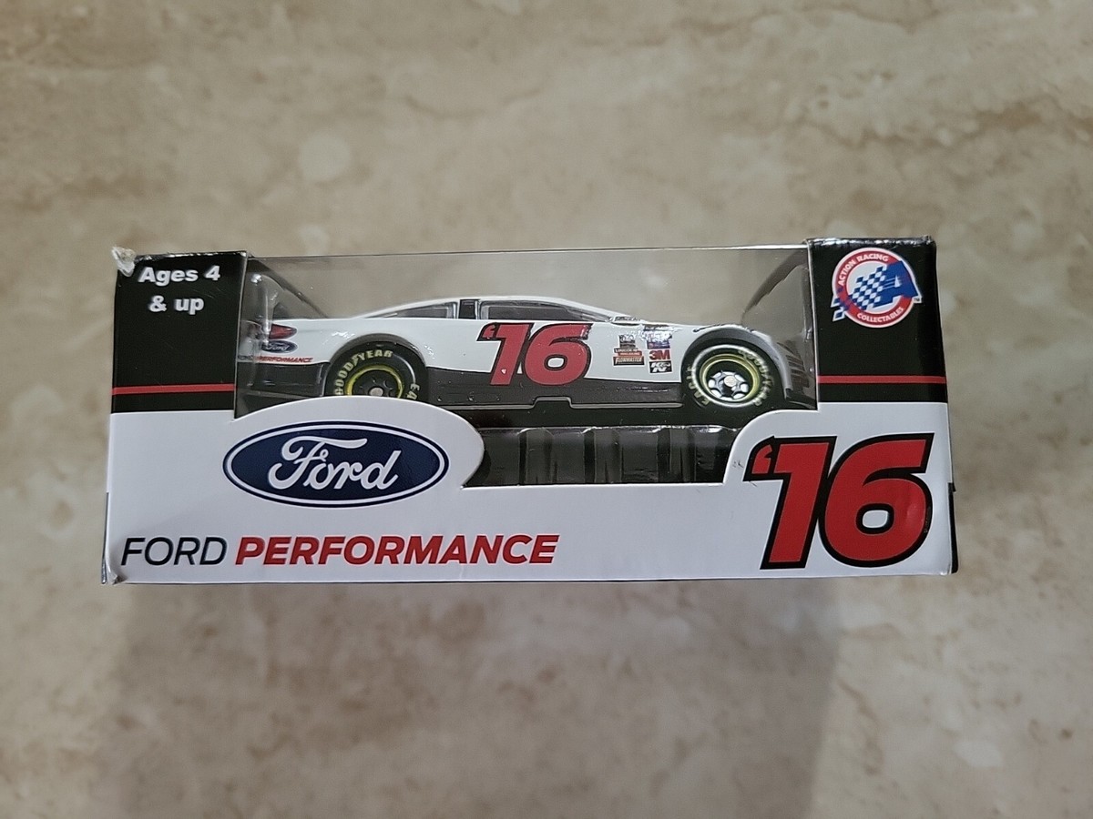Ford Fusion 2016 Nascar