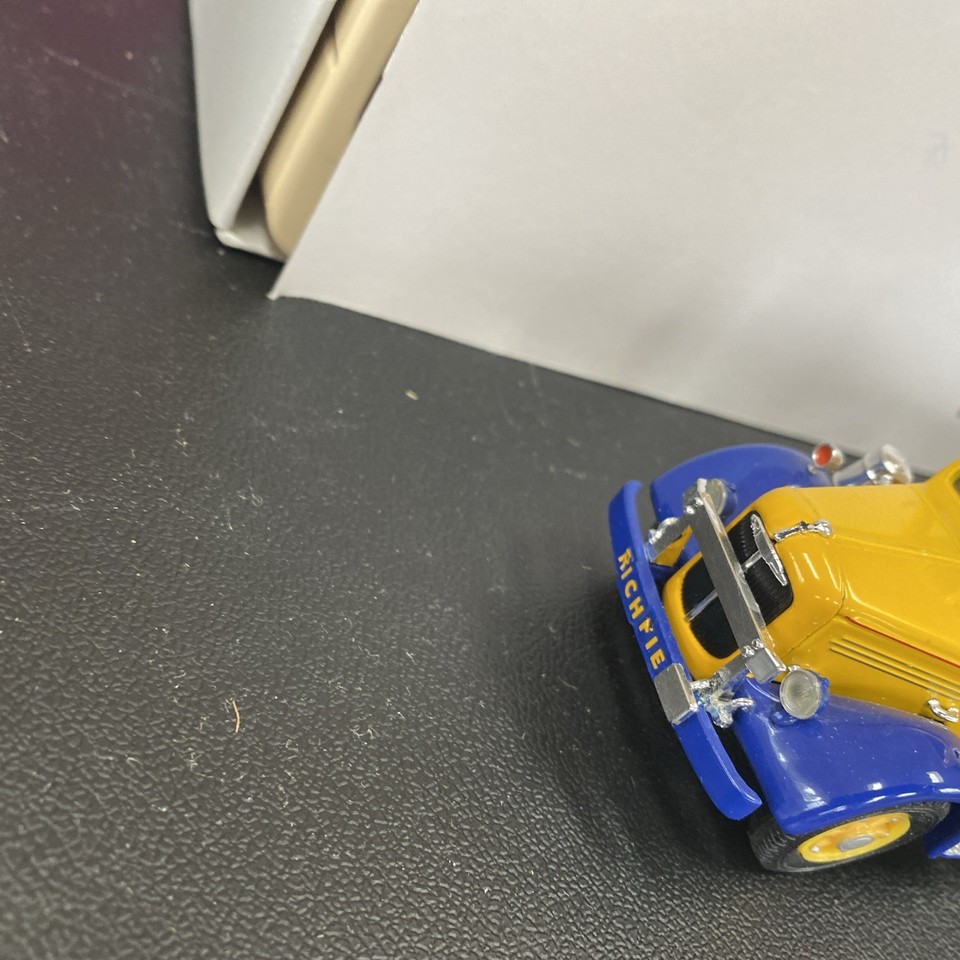 Richfield Hi octane Gasoline Tanker Corgi Limited Edition With COA Exe ...