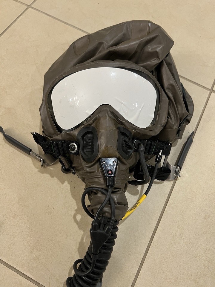MBU-19 Oxygen Mask Flight Helmet Air Force CBRNE Flight Gear Cold War ...