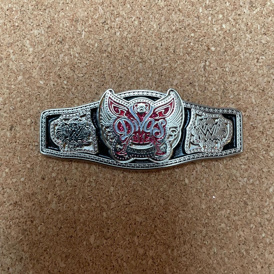 Divas Champion, Women's Wrestling Belt Enamel Pin Badge, WWE, WWF, WCW ...