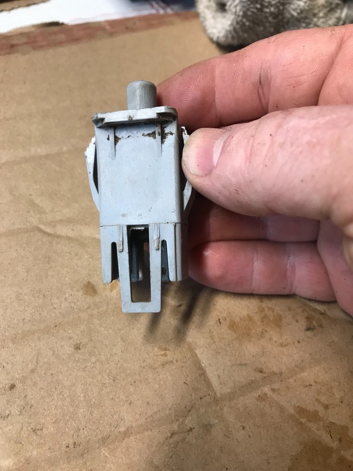Husqvarna YTH2448 LO24H48 96015000102 SAFETY INTERLOCK SWITCH 532176138 ...
