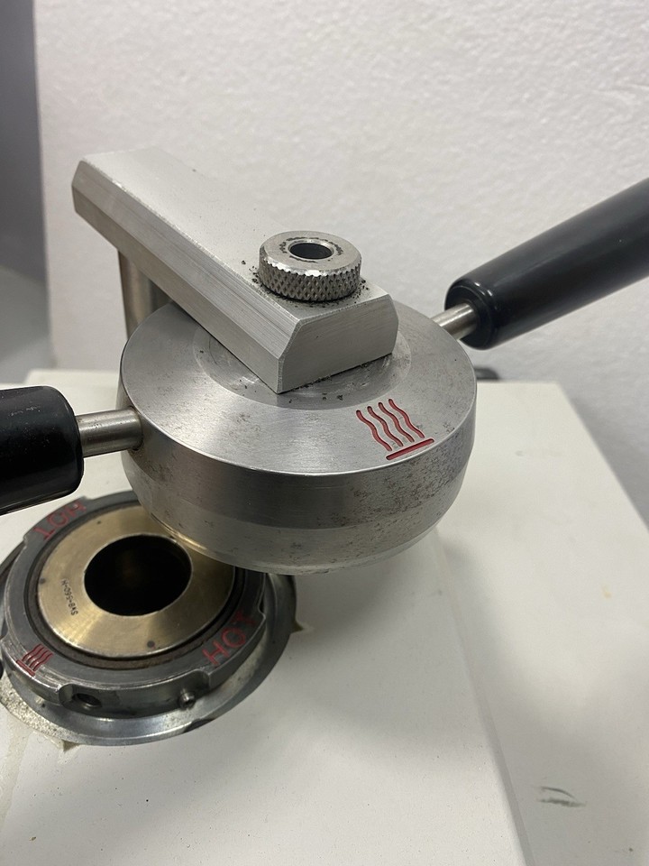 BUEHLER SIMPLIMET 1000 Automatic Mounting Press V2.03 Model No. 20-1415 ...
