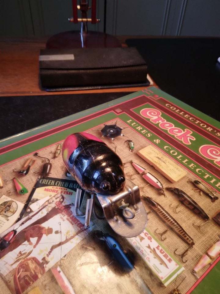 Old Creek Chub Bait Company Beetle glass eyed lure - 3855 Black with ...