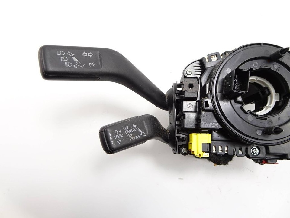 Volkswagen Passat B7 2010 Steering Angle Sensor Slip Ring Coil Spring ...