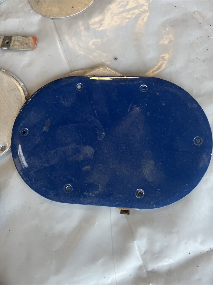 Aircraft Wheel Hubs And Inspection Covers. Perhaps Stinson? Cessna ...