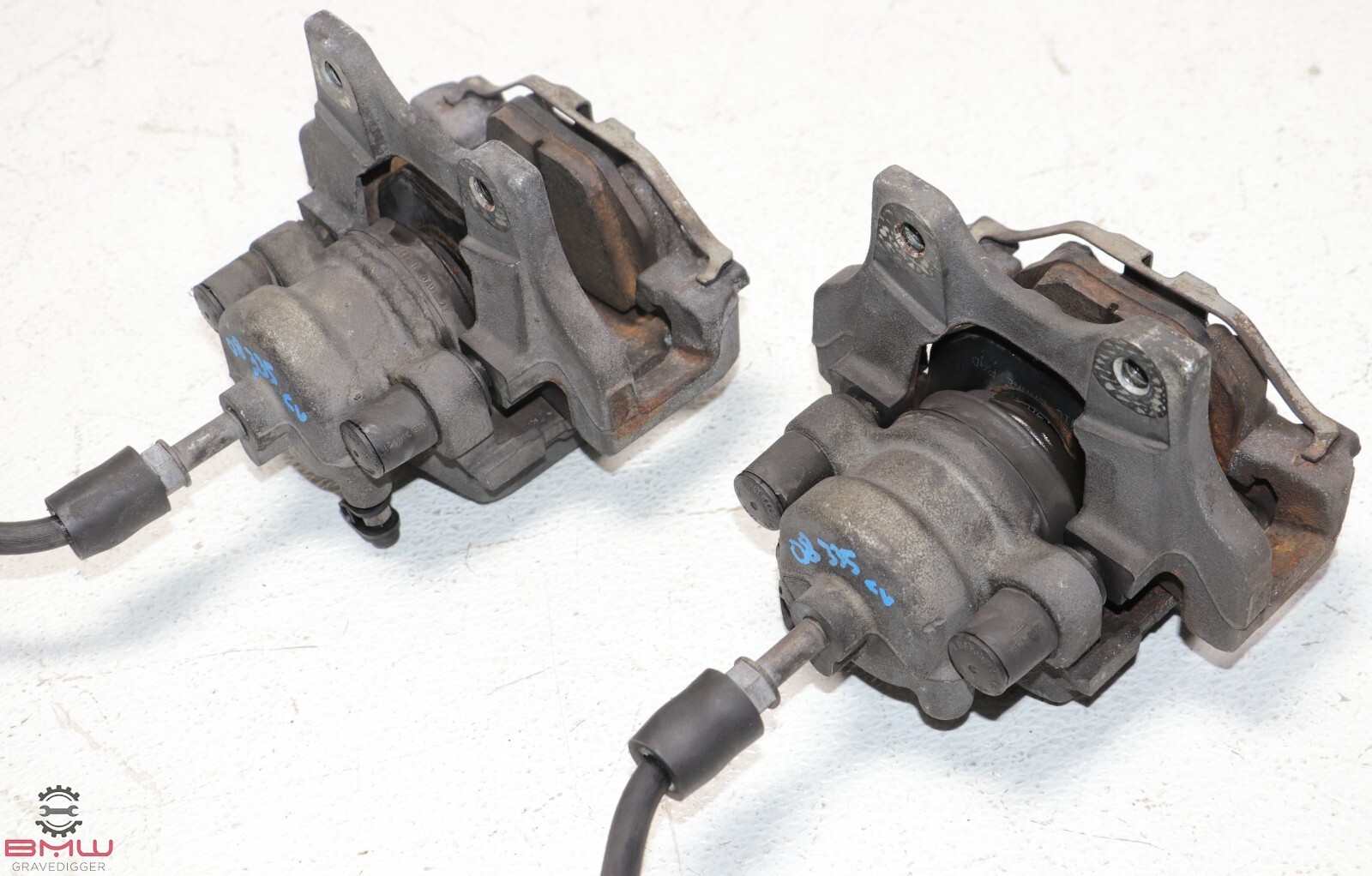 Both Rear Left & Right Side Brake Caliper Housing Shoe OEM BMW E90 E92 ...