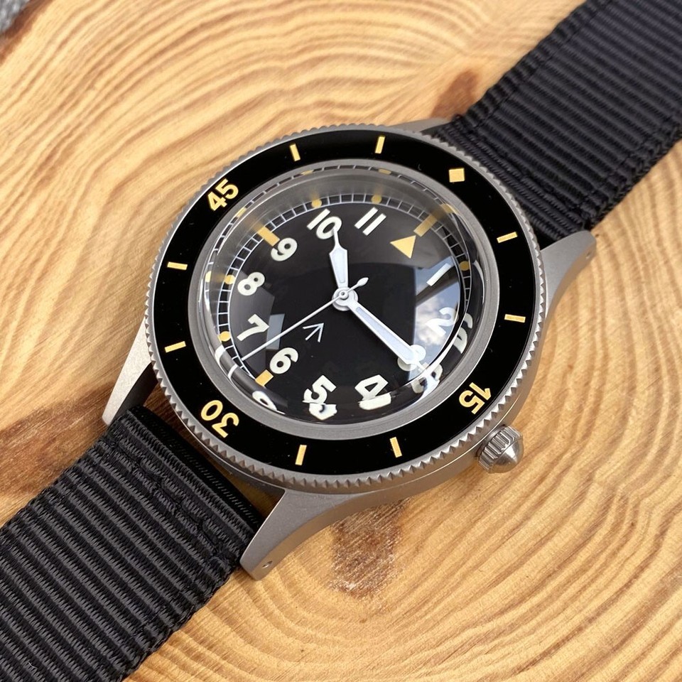 40mm Vintage Luminous 20BAR Diver NH35A Automatic Watch Men Domed ...