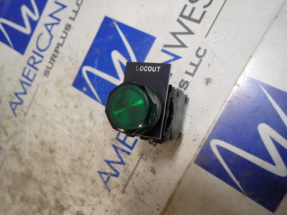 Cutler Hammer GREEN Indicator Light with Block E22TL1 120v | eBay