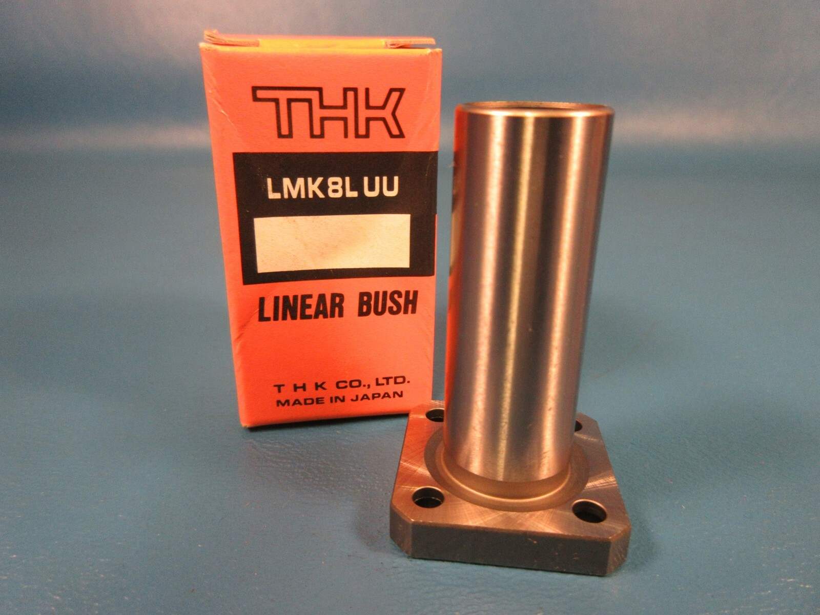 THK LMK8LUU LINEAR BALL BEARING BUSHING 4-Bolt Square Flange (IKO ...