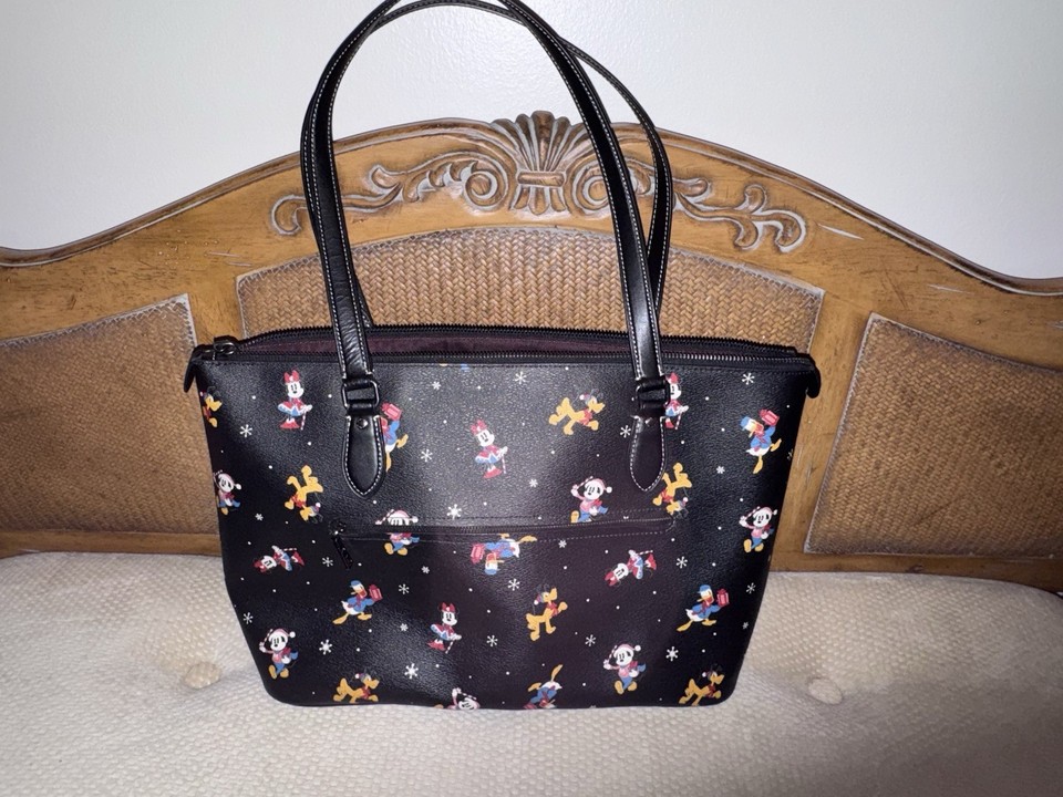 AUTHENTIC Disney X Coach Gallery Tote With Holiday Print | eBay