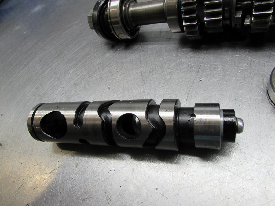 Kawasaki H1F 500cc Triple 1975 Gearbox Assembly/Gear Box Selector Drum ...