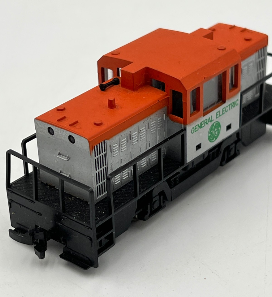 VTG Mehano HO Scale General Electric GE Center Cab Switcher Diesel ...