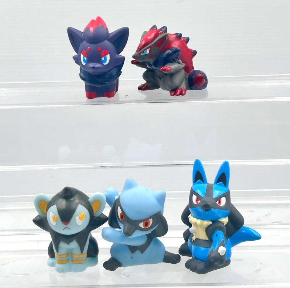 BANDAI Pokemon Zoroark Zorua Riolu Finger Puppet Figure Toy AB 4306 | eBay